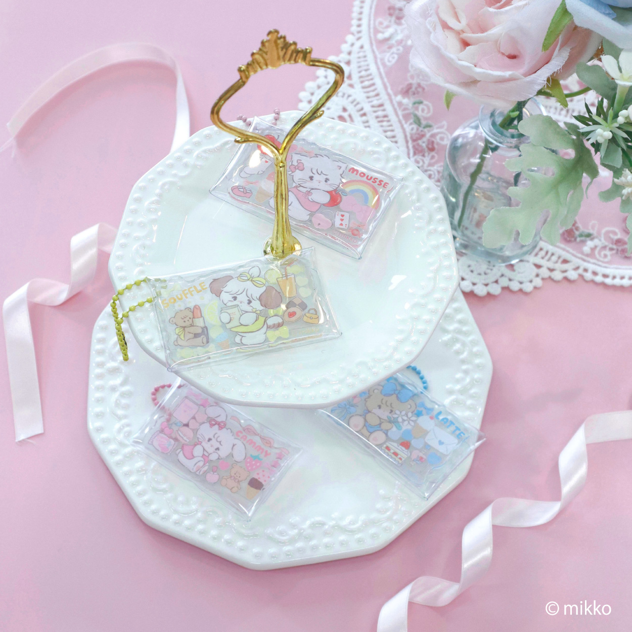 大人気イラストレーター『mikko』のガチャ詰めポーチをモチーフにしたチャームが登場♪｜トピックス｜株式会社フクヤ│プライズ・アニメ・雑貨